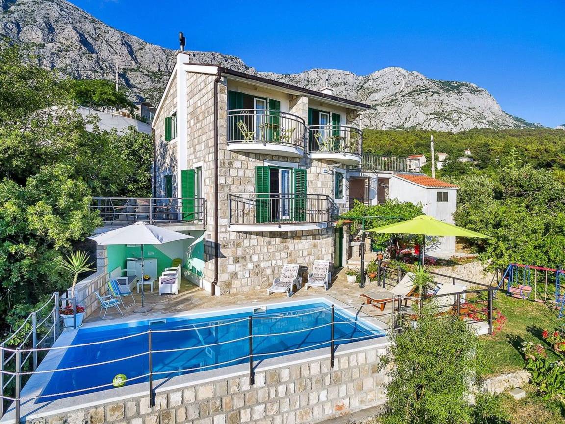 180 M² Maison De Vacances ∙ 5 Chambres ∙ 9 Personnes - Tučepi