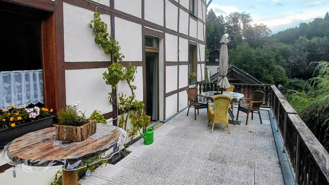 80 M² Apartment ∙ 2 Bedrooms ∙ 4 Guests - Monschau