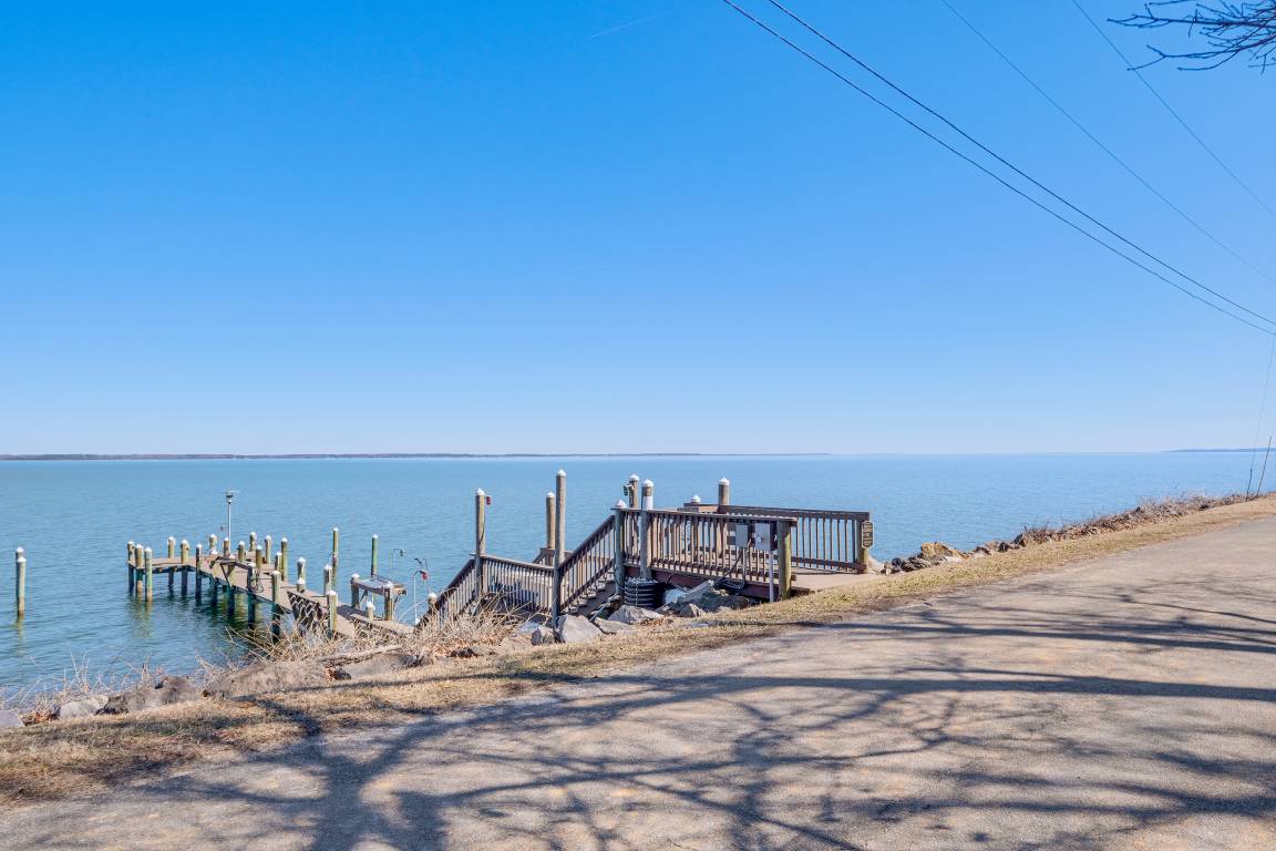 134 M² House ∙ 3 Bedrooms ∙ 8 Guests - Colonial Beach, VA