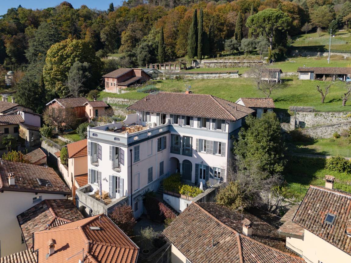 200 M² Appartement ∙ 4 Chambres ∙ 8 Personnes - Menaggio