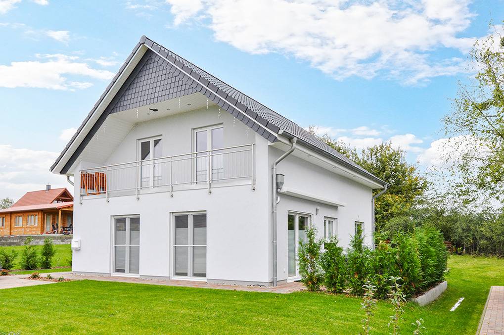 125 M² Ferienhaus ∙ 4 Schlafzimmer ∙ 8 Gäste - Neubrandenburg