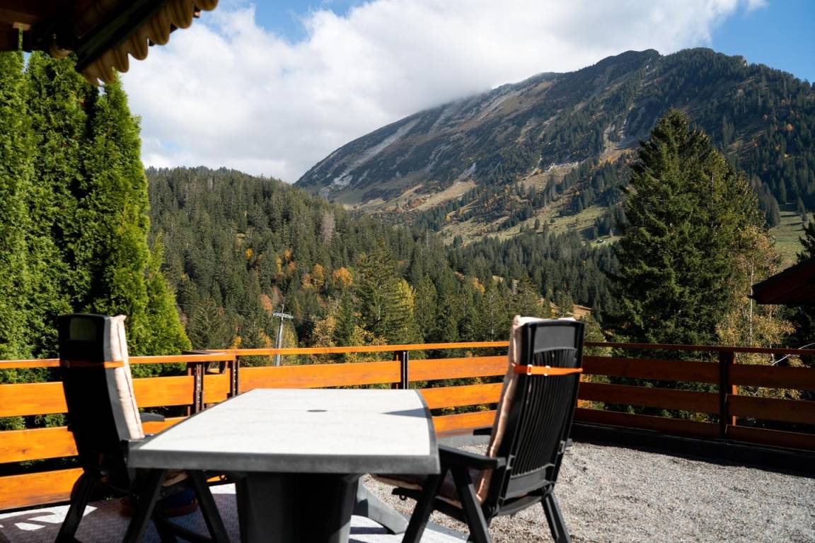 133 M² Apartment ∙ 3 Bedrooms ∙ 6 Guests - Canton of Glarus