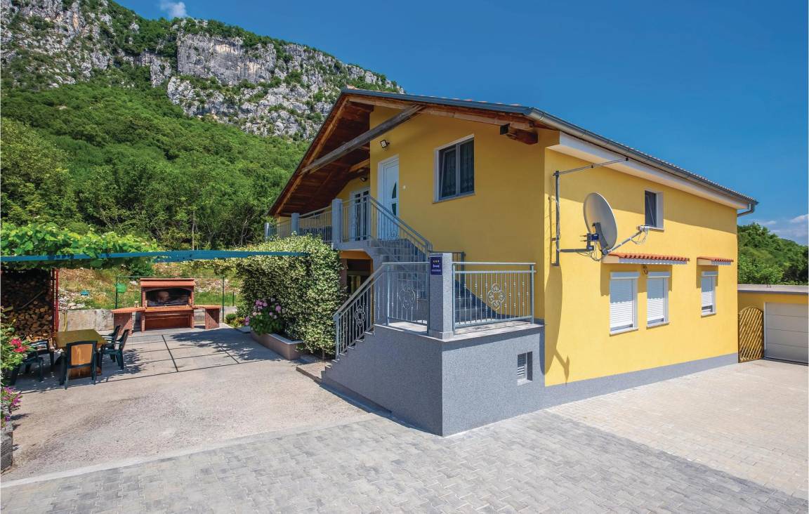 120 M² Apartamento ∙ 3 Habitaciones ∙ 4 Huéspedes - Novi Vinodolski