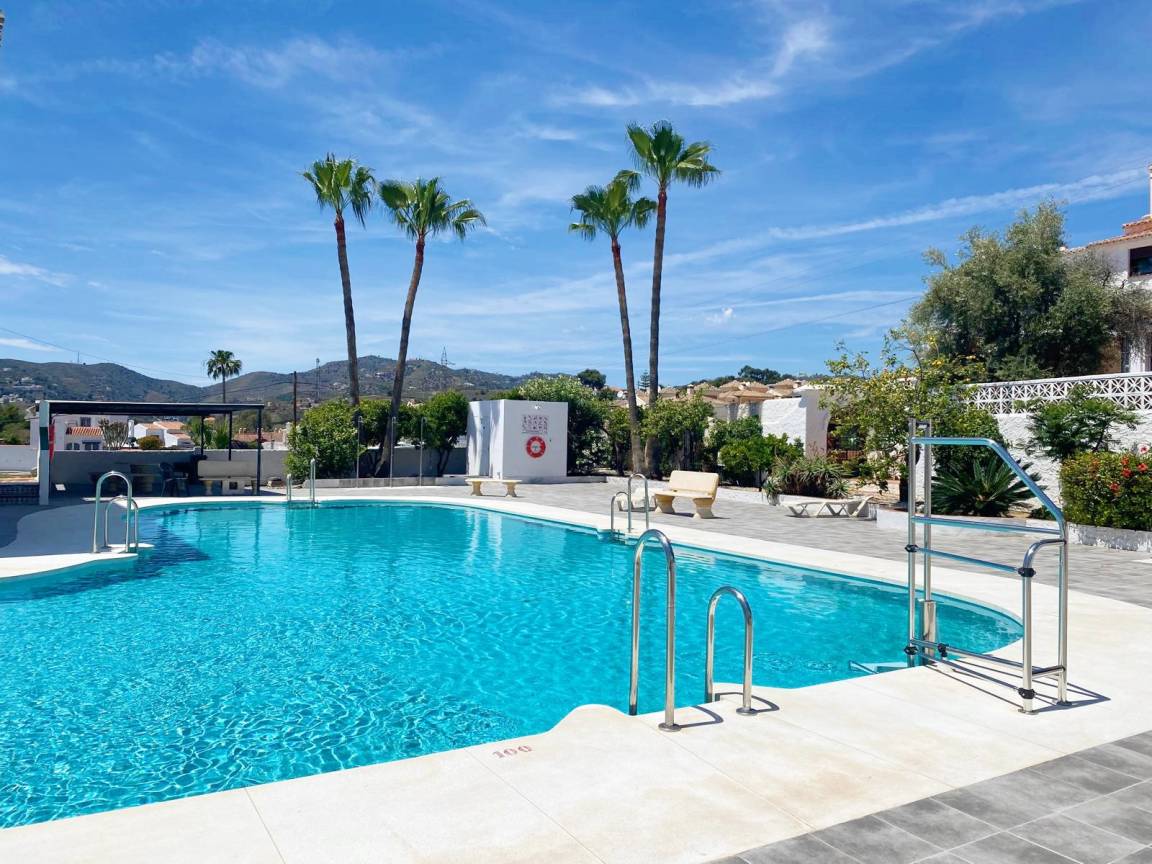 122 M² Maison De Vacances ∙ 2 Chambres ∙ 4 Personnes - Nerja