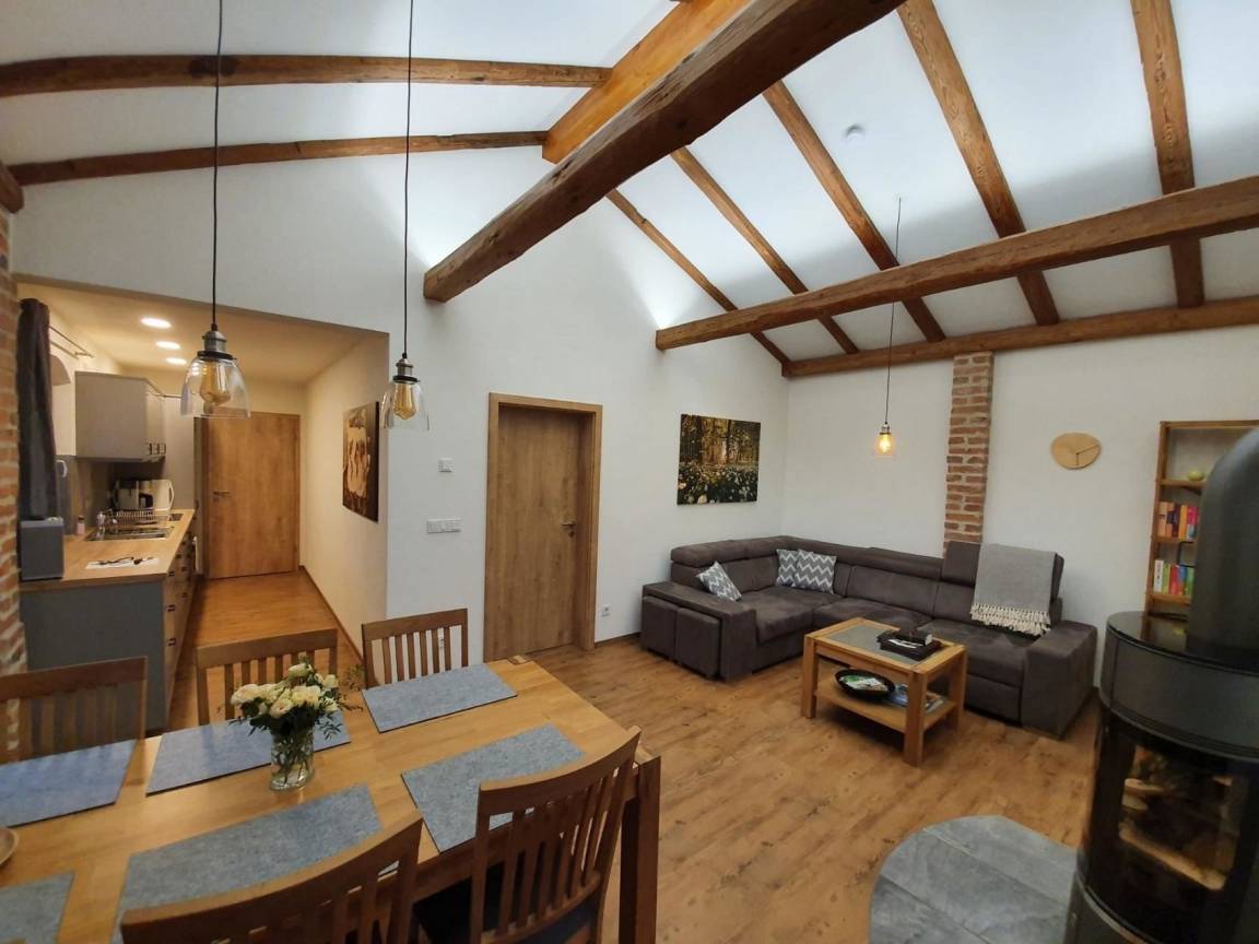 90 M² Ferienwohnung ∙ 3 Schlafzimmer ∙ 6 Gäste - Weißenberg
