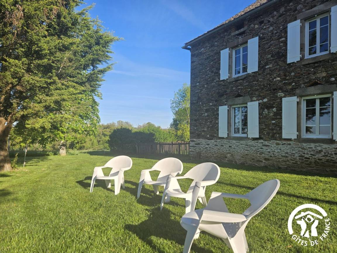 190 M² Gîte ∙ 5 Chambres ∙ 12 Personnes - Tarn