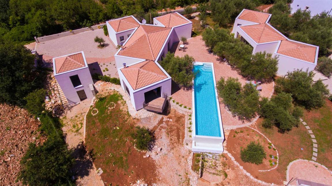 170 M² Villa ∙ 5 Bedrooms ∙ 10 Guests - Krk, Hırvatistan