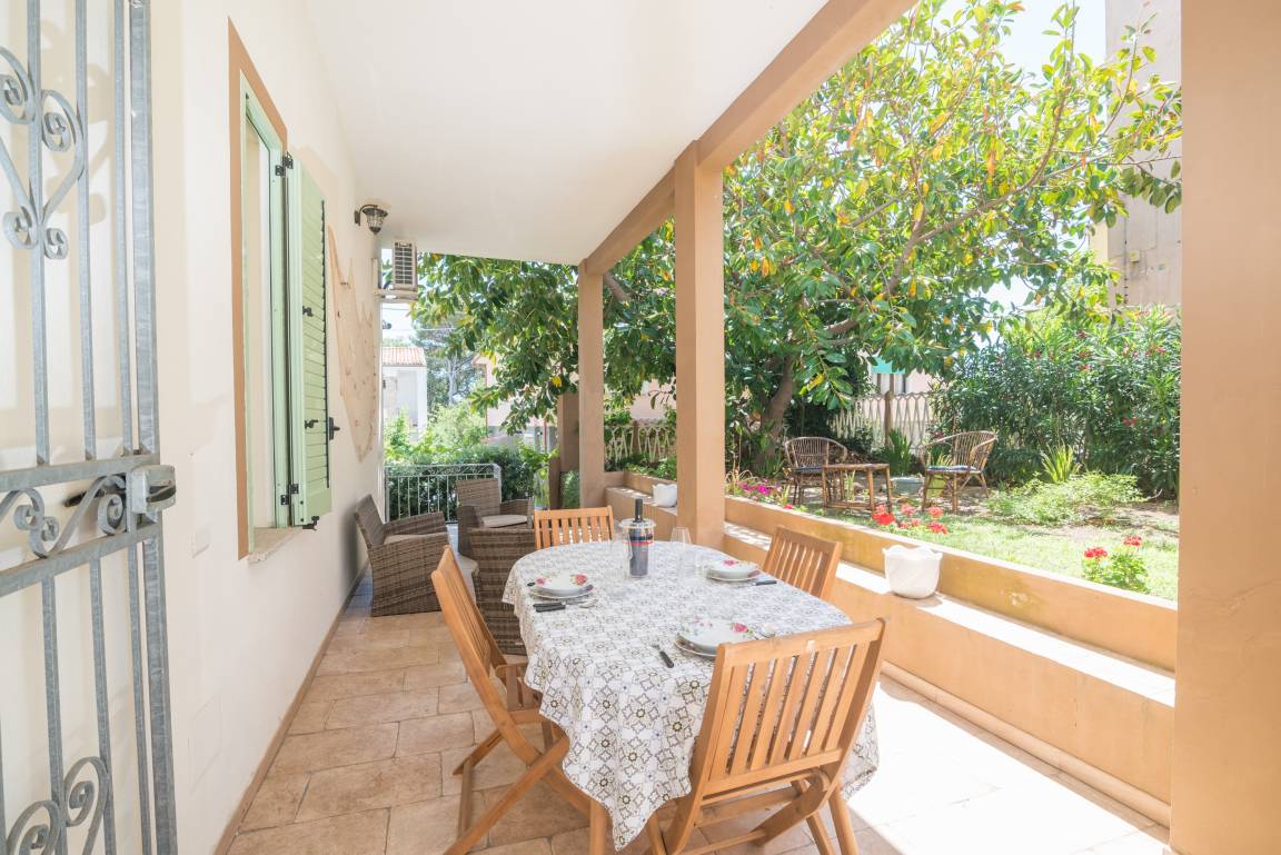 120 M² Ferienhaus ∙ 2 Schlafzimmer ∙ 6 Gäste - La Maddalena