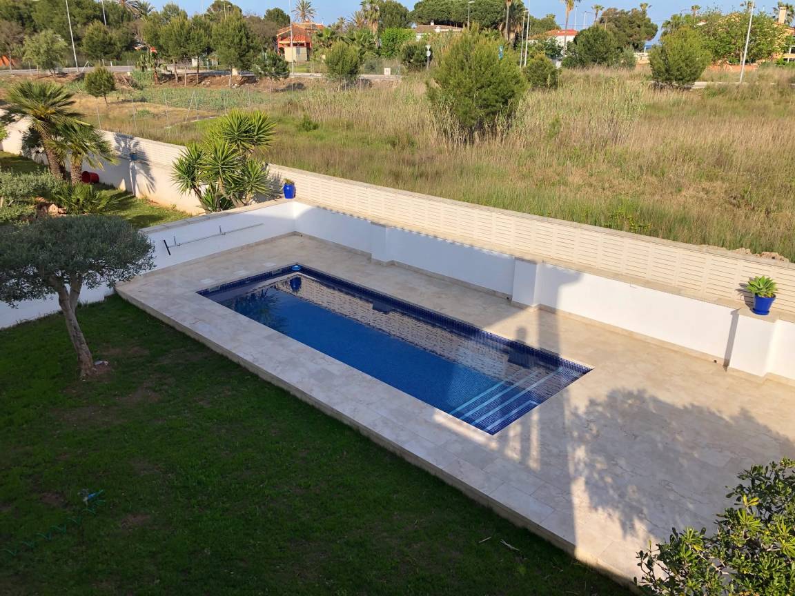 160 M² Villa ∙ 3 Bedrooms ∙ 8 Guests - Castellón de la Plana