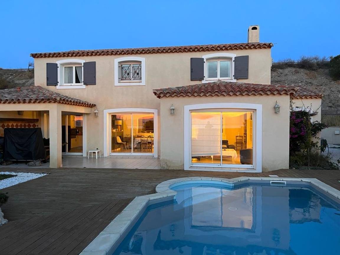 135 M² Villa ∙ 4 Chambres ∙ 8 Personnes - Leucate