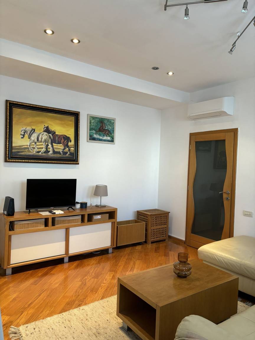 80 M² Apartamento ∙ 2 Habitaciones ∙ 4 Huéspedes - Karlovac