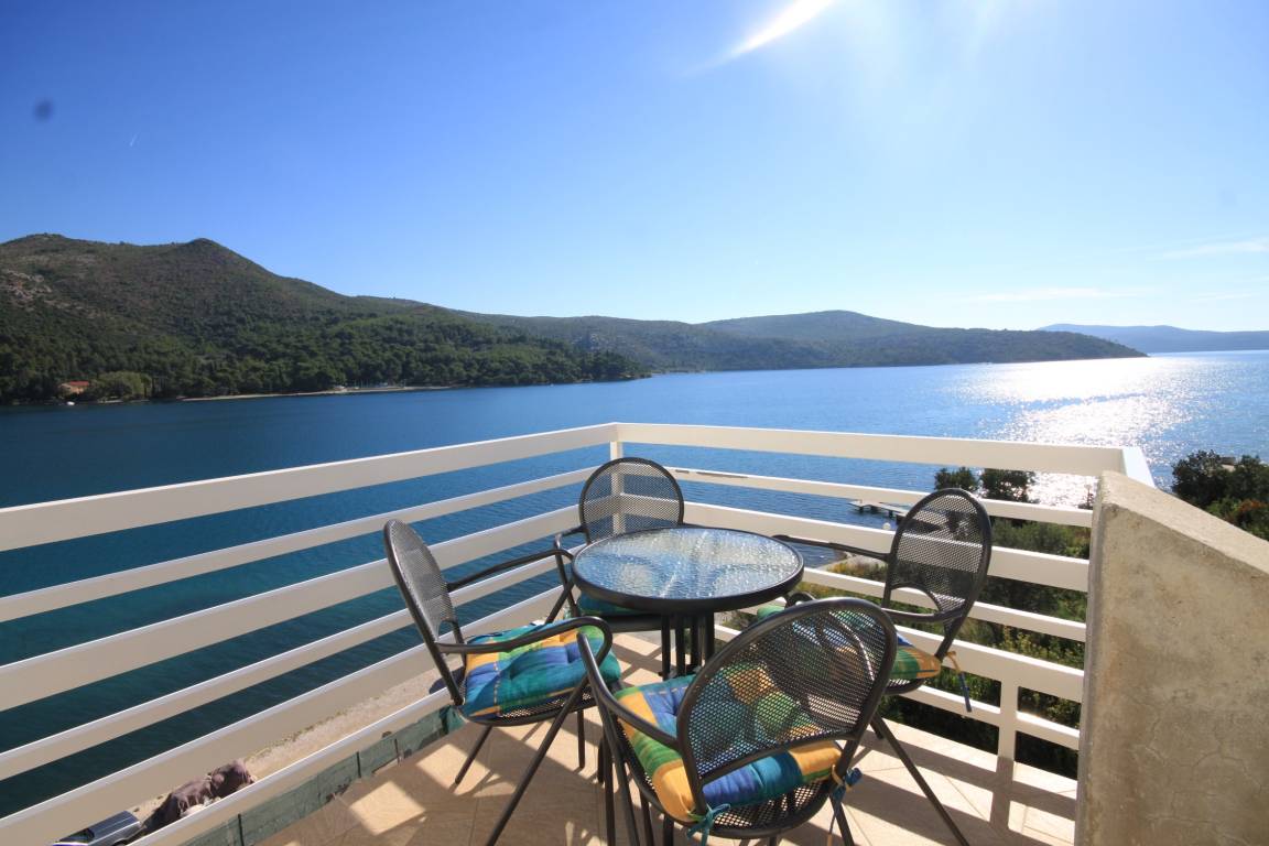 51 M² Appartement ∙ 2 Chambres ∙ 4 Personnes - Slano