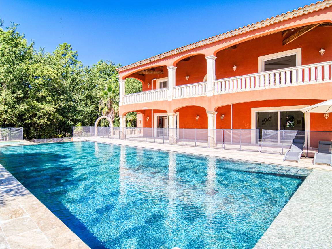 450 M² Casa ∙ 4 Camere Da Letto ∙ 10 Ospiti - Brignoles