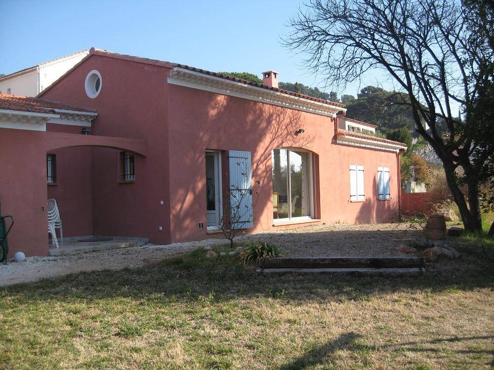 98 M² Mökki ∙ 3 Makuuhuonetta ∙ 6 Vierasta - Toulon