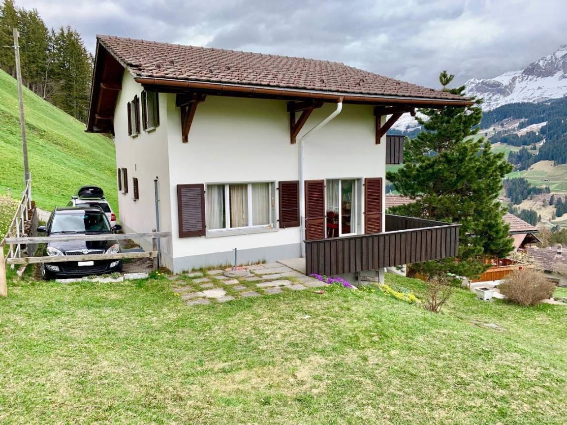 98 M² Ferienhaus ∙ 4 Schlafzimmer ∙ 8 Gäste - Adelboden