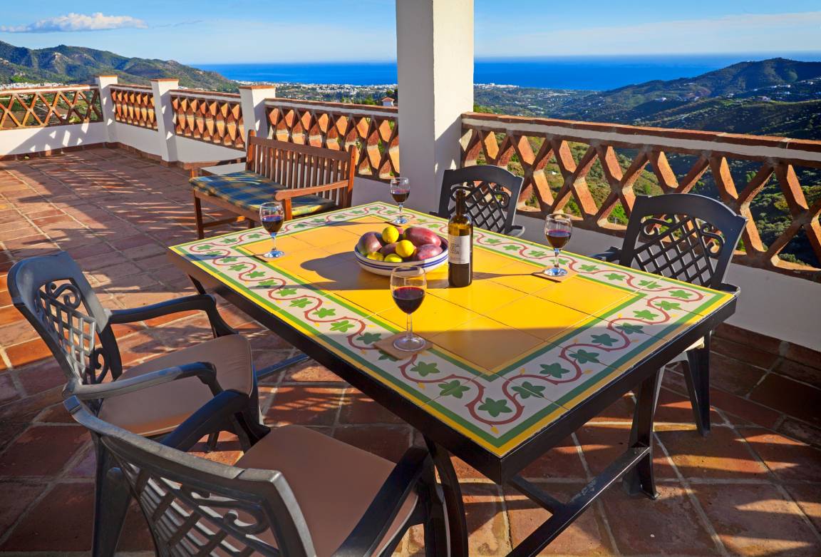 90 M² Villa ∙ 3 Bedrooms ∙ 5 Guests - Torrox