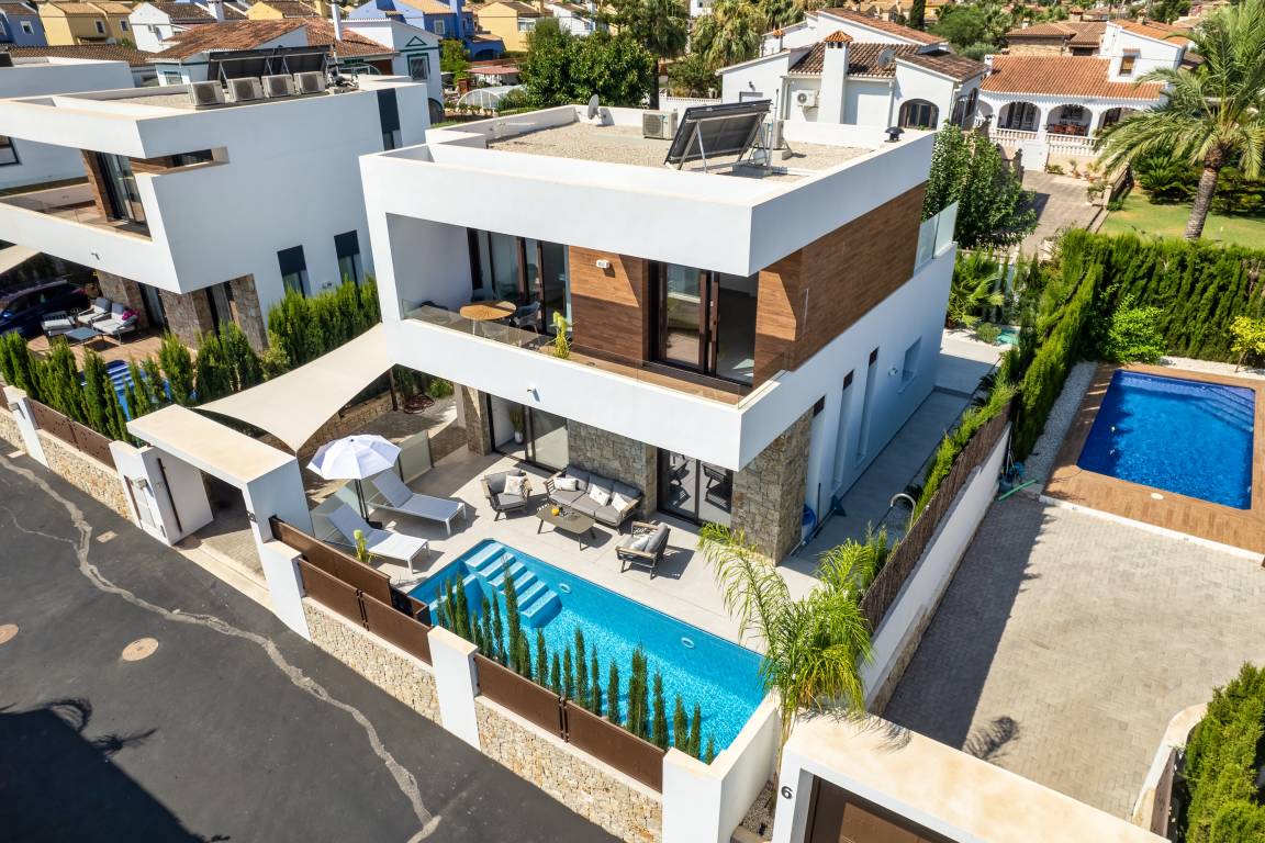 180 M² Casa ∙ 2 Habitaciones ∙ 5 Huéspedes - Denia