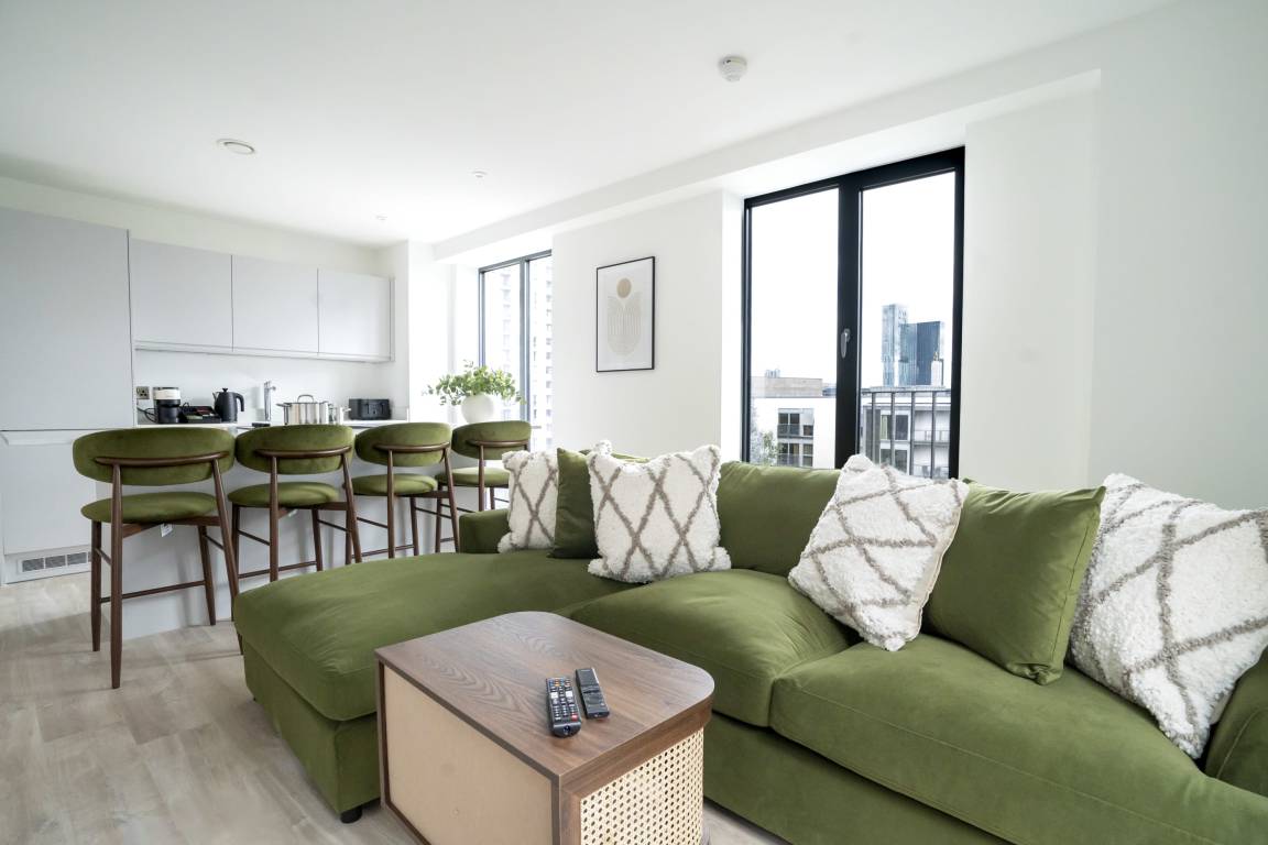69 M² Apartment ∙ 2 Bedrooms ∙ 4 Guests - Manchester