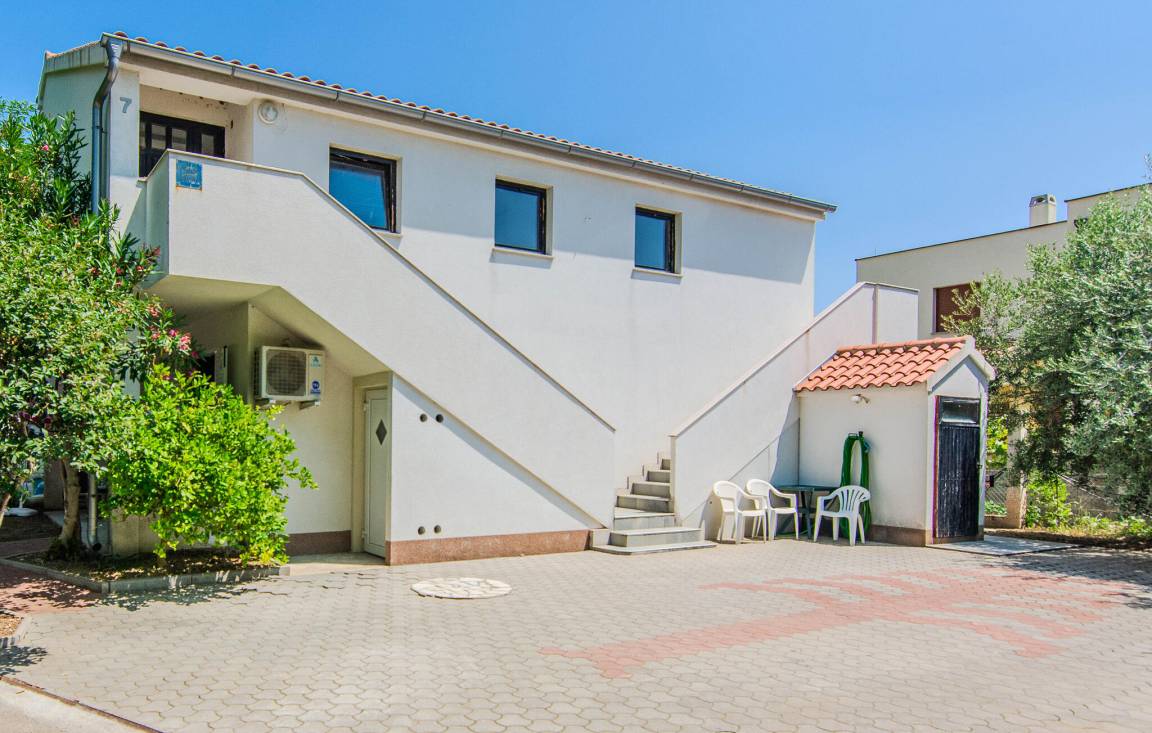 27 M² Apartament ∙ 1 Sypialnia ∙ 4 Gości - Nin