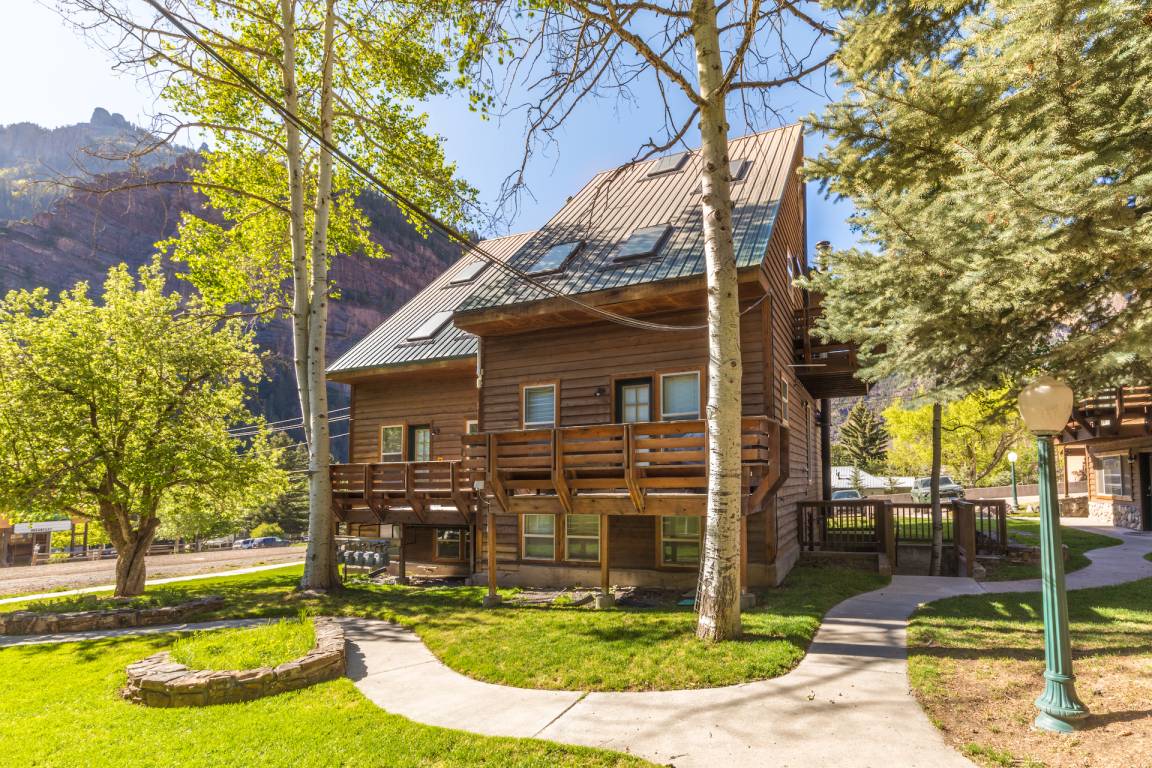55 M² Condo ∙ 2 Bedrooms ∙ 4 Guests - Ouray, CO