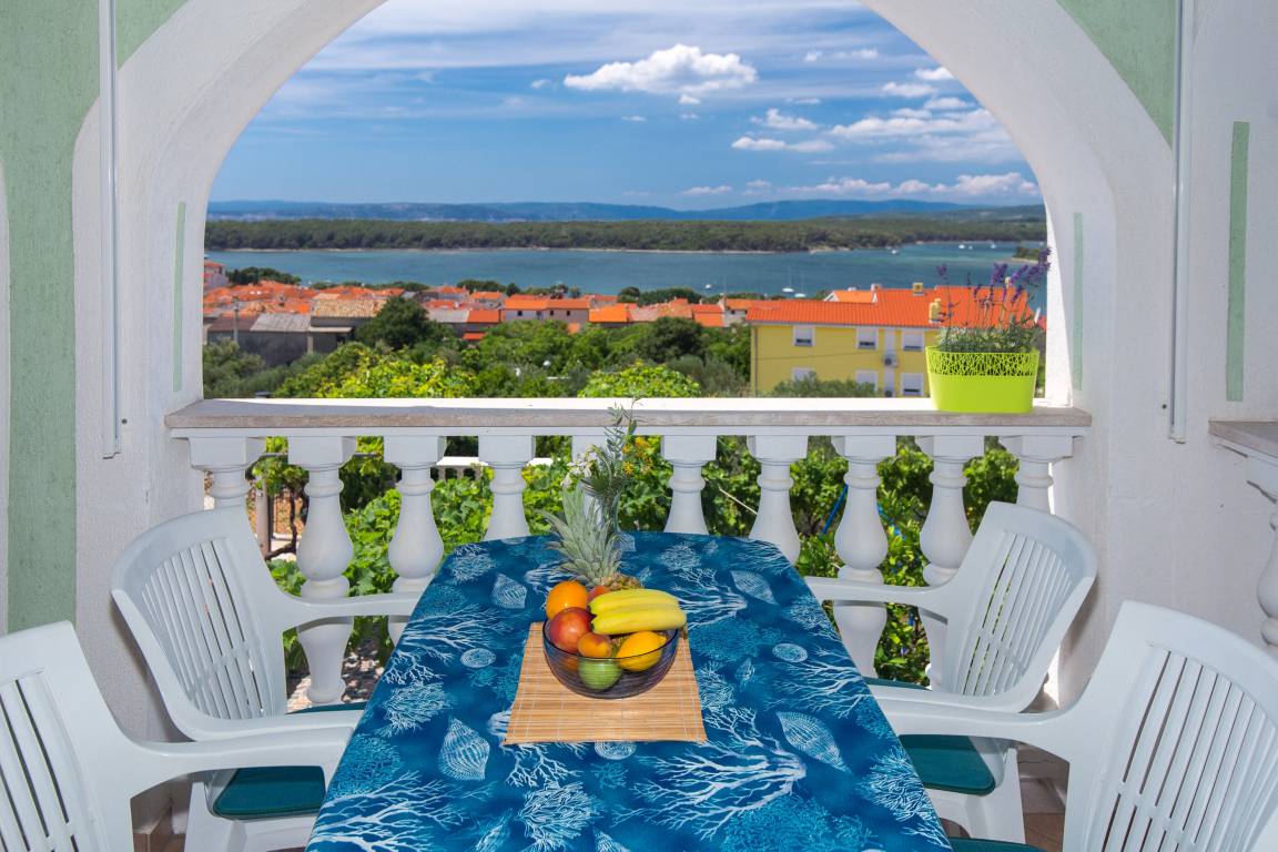 52 M² Apartment ∙ 2 Bedrooms ∙ 4 Guests - Punat