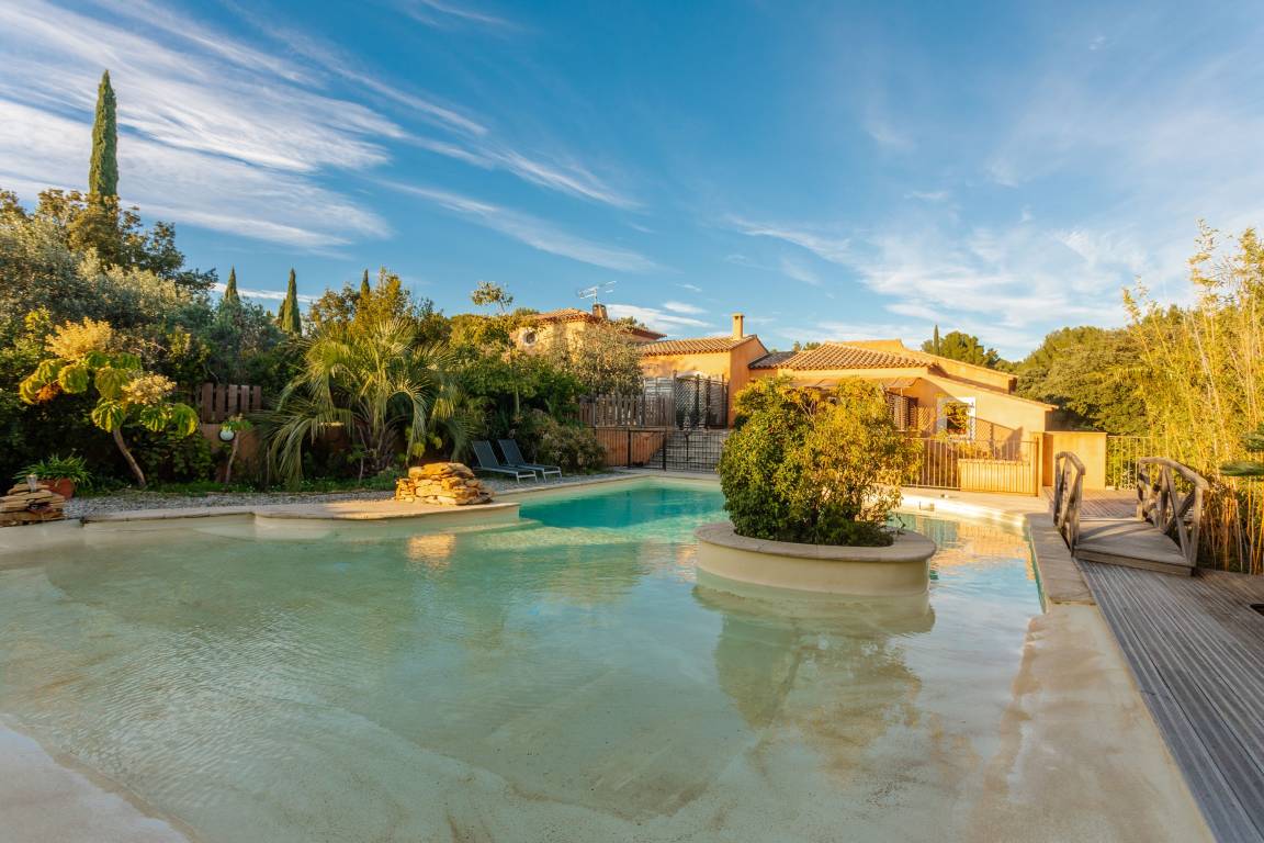 65 M² Appartement ∙ 2 Chambres ∙ 6 Personnes - Cuges-les-Pins