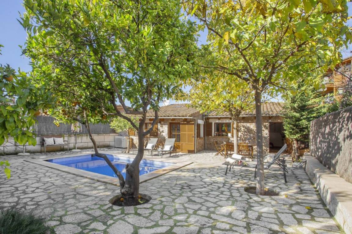 60 M² House ∙ 2 Bedrooms ∙ 4 Guests - Deià