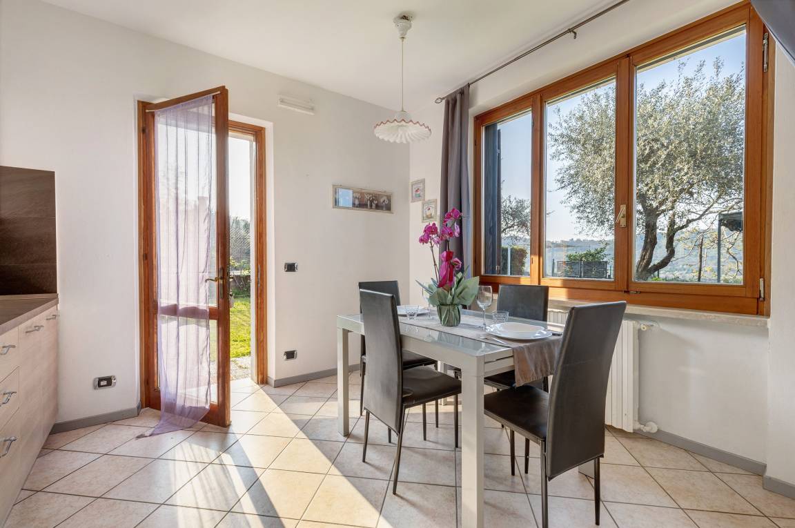 85 M² Appartement ∙ 2 Slaapkamers ∙ 5 Gasten - Garda
