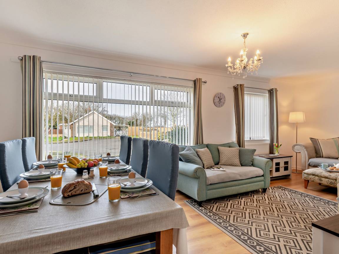 Cottage ∙ 3 Bedrooms ∙ 6 Guests - Hunstanton
