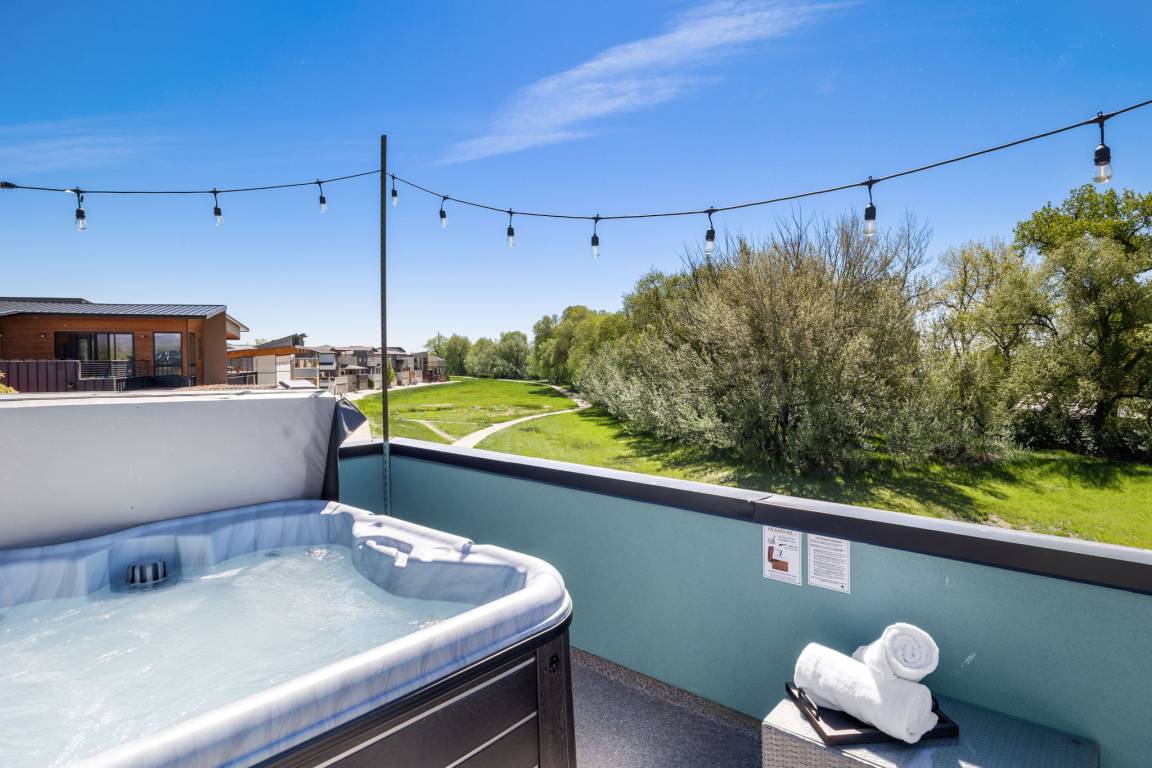 139 M² House ∙ 3 Bedrooms ∙ 8 Guests - Fort Collins, CO