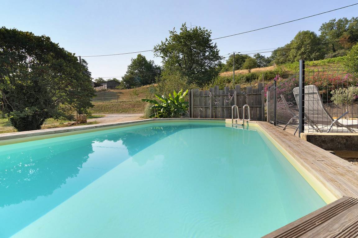 139 M² Maison De Vacances ∙ 5 Chambres ∙ 10 Personnes - Saint-Amand-de-Coly