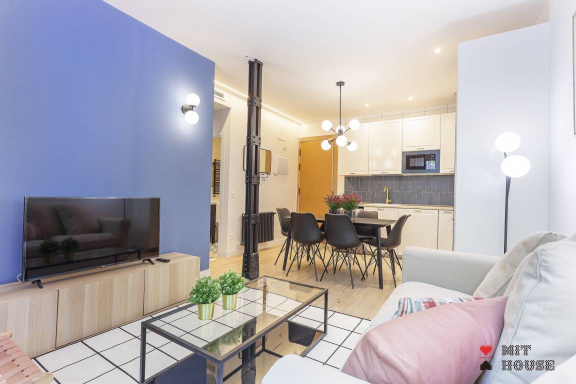 65 M² Appartement ∙ 3 Slaapkamers ∙ 8 Gasten - Madrid