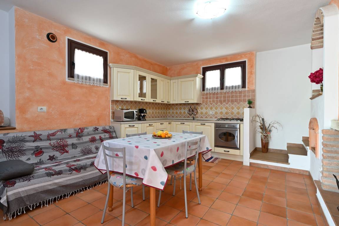 75 M² Ferienhaus ∙ 2 Schlafzimmer ∙ 5 Gäste - Tortolì