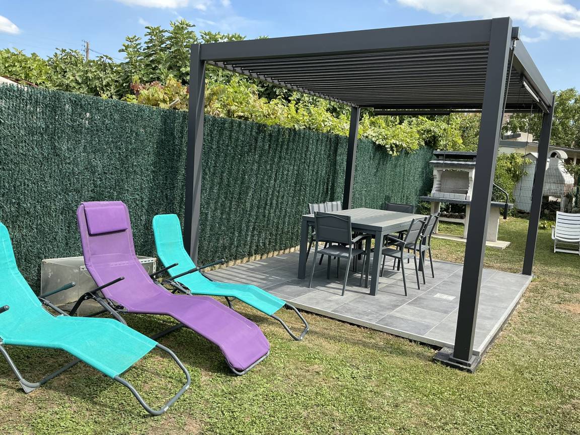 75 M² Maison De Vacances ∙ 3 Chambres ∙ 7 Personnes - Évry