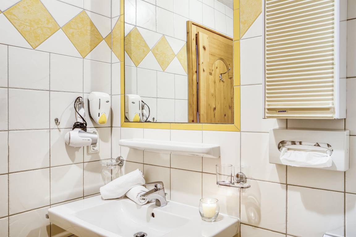 Hotel ∙ 1 Bedroom ∙ 2 Guests - Kappl