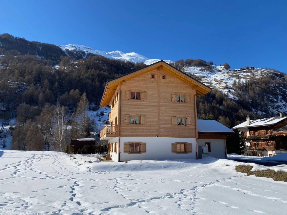 70 M² Ferienwohnung ∙ 2 Schlafzimmer ∙ 4 Gäste - Arolla