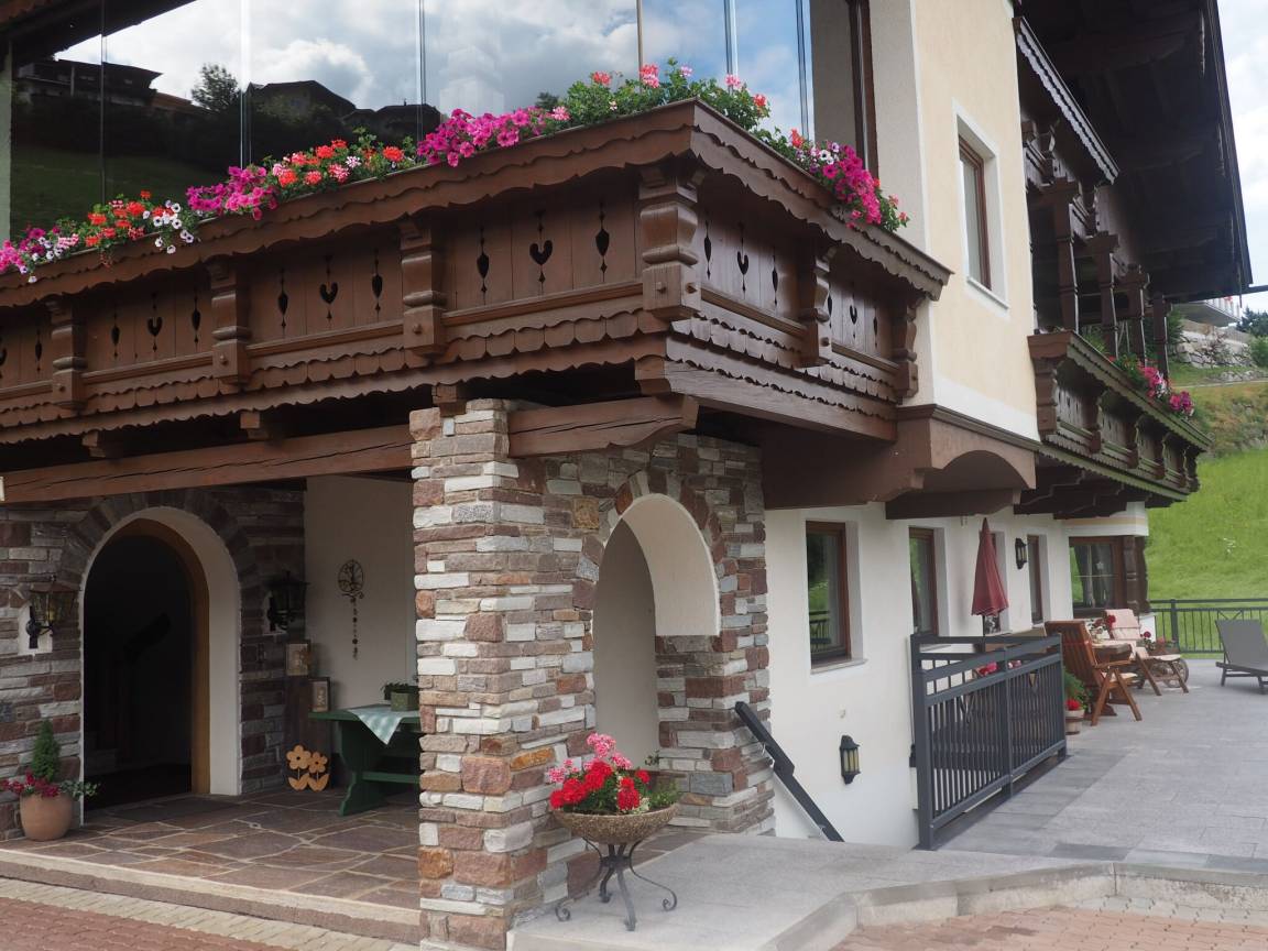 90 M² Apartment ∙ 2 Bedrooms ∙ 6 Guests - Mayrhofen