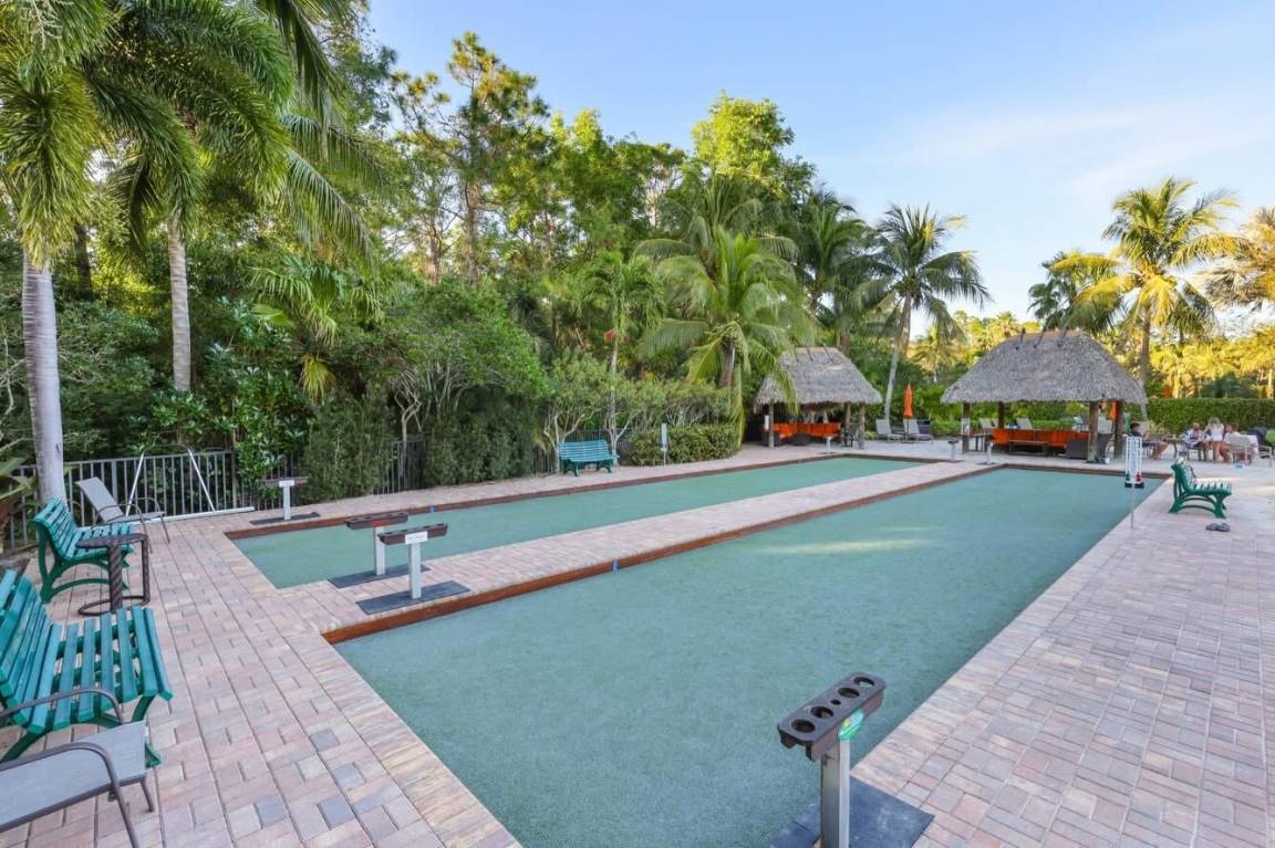 163 M² House ∙ 3 Bedrooms ∙ 6 Guests - Naples, FL