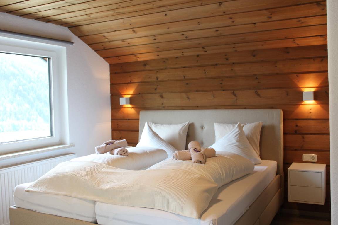 75 M² Studio Flat ∙ 2 Bedrooms ∙ 5 Guests - Oetz