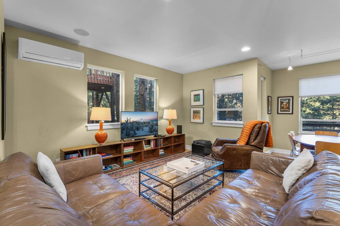 219 M² House ∙ 3 Bedrooms ∙ 6 Guests - Bend, OR