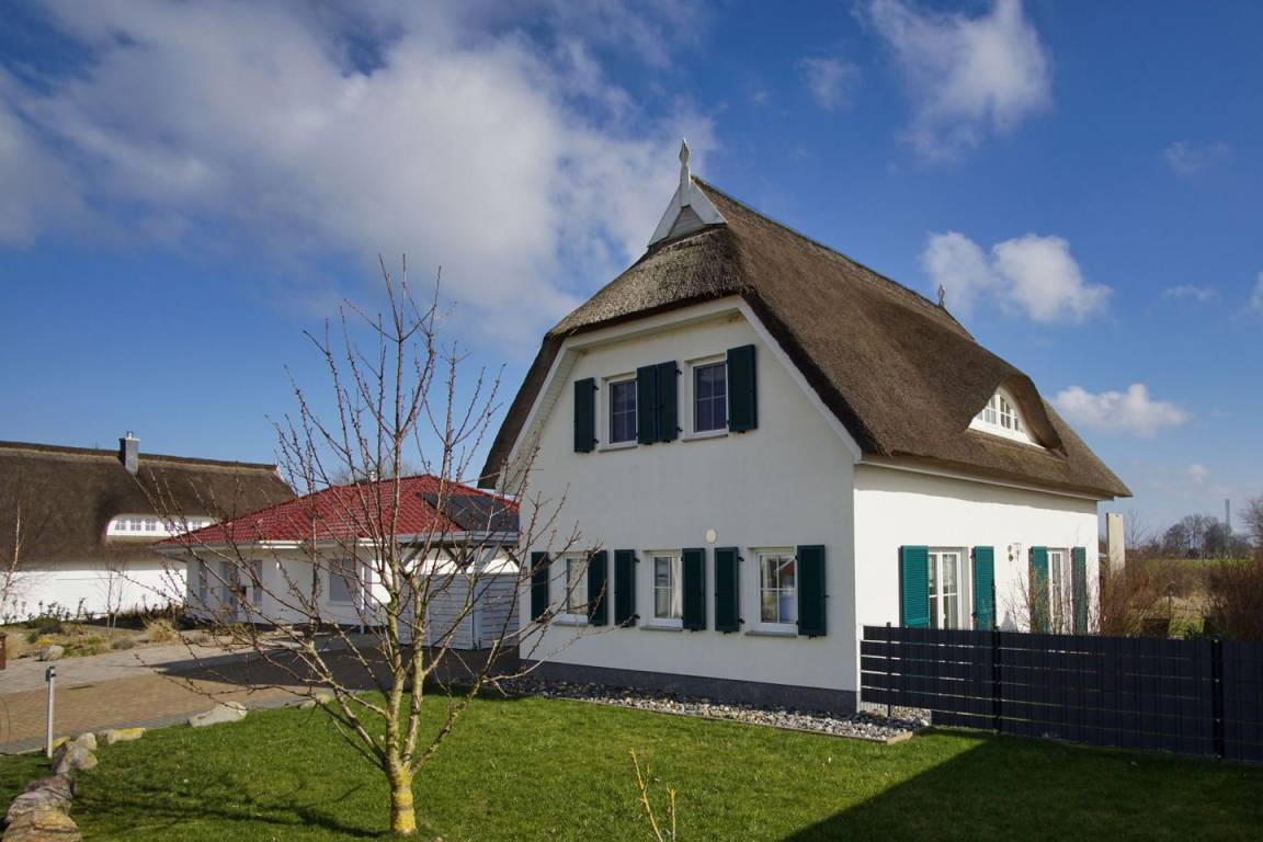 110 M² Ferienhaus ∙ 3 Schlafzimmer ∙ 4 Gäste - Hiddensee