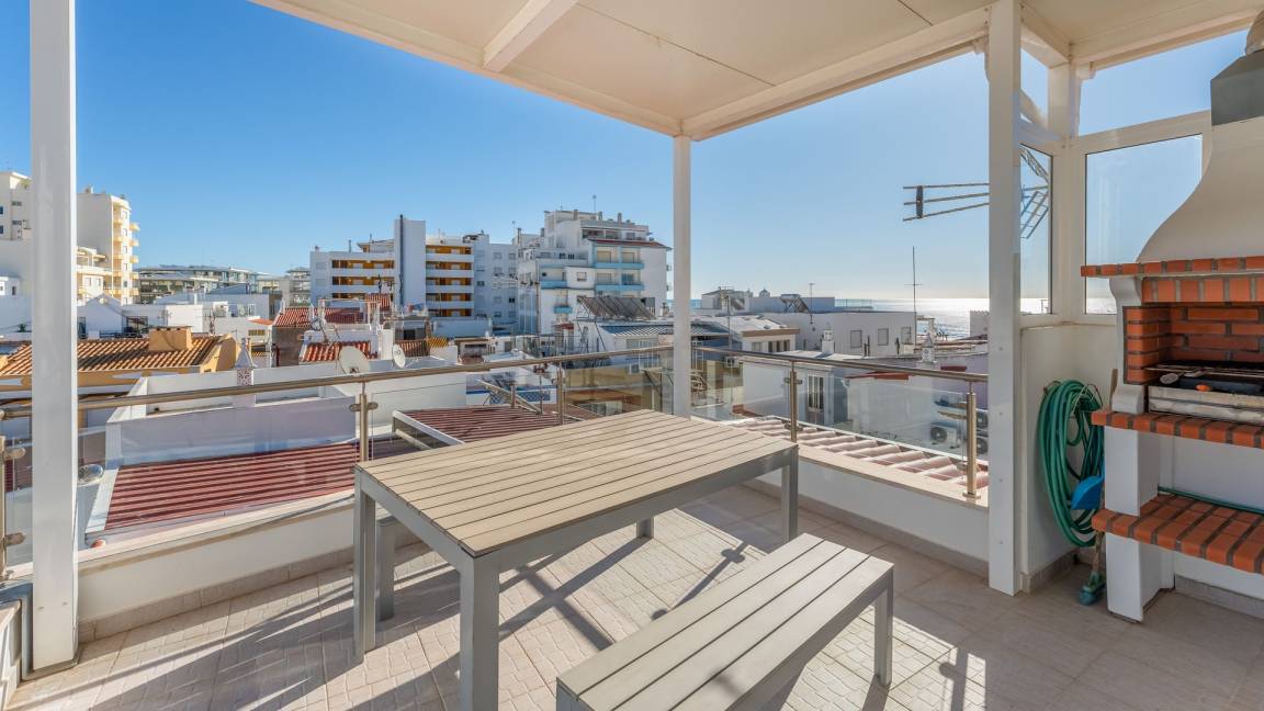 77 M² Huis ∙ 3 Slaapkamers ∙ 5 Gasten - Armação de Pêra