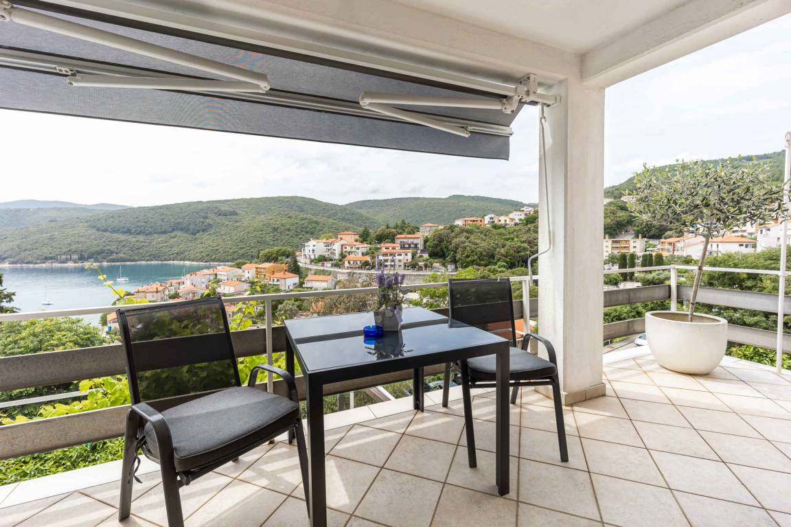 25 M² Studio Flat ∙ 2 Guests - Rabac