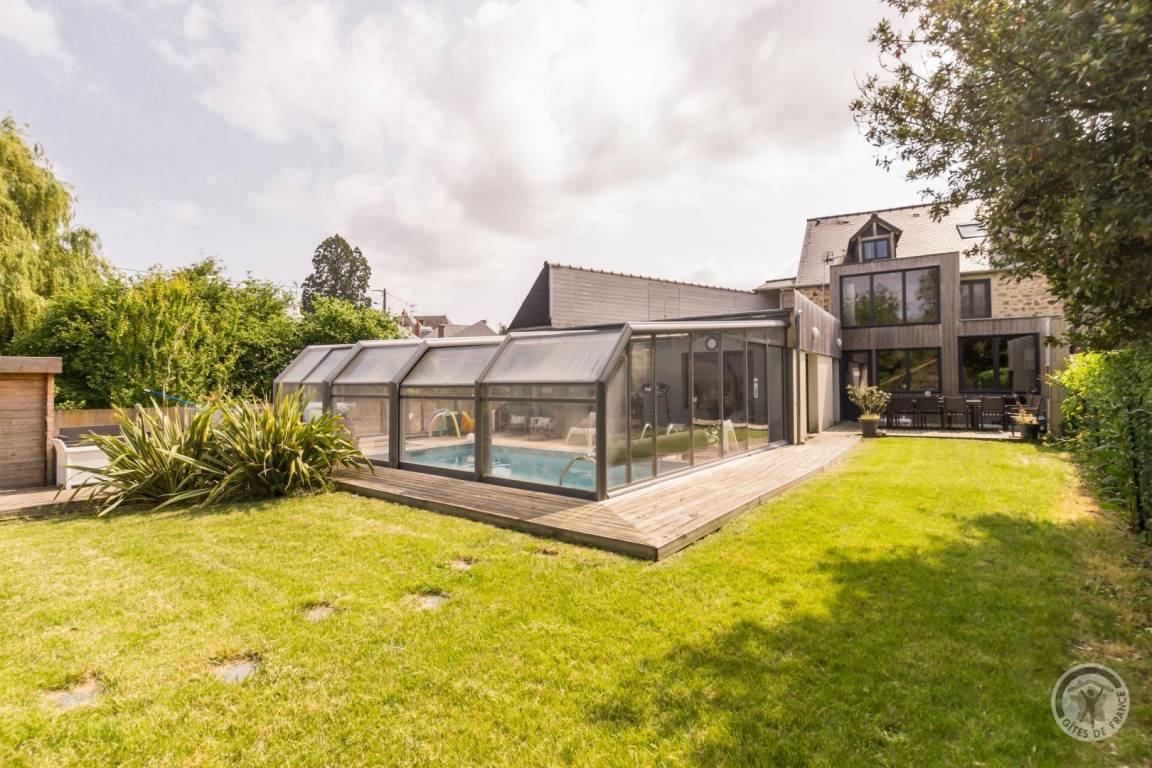 180 M² Gîte ∙ 5 Chambres ∙ 10 Personnes - ibis Pontorson Baie Du Mont Saint Michel