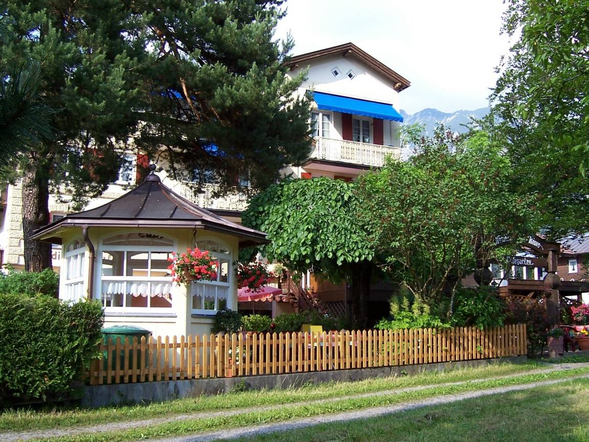 80 M² Ferienwohnung ∙ 1 Schlafzimmer ∙ 3 Gäste - Oberstdorf