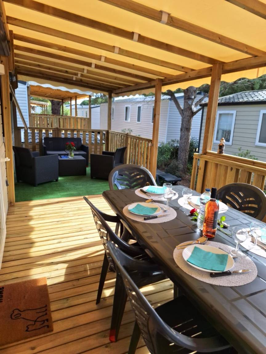 43 M² Camping ∙ 3 Chambres ∙ 8 Personnes - Canet-en-Roussillon