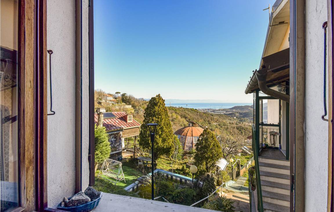 140 M² Maisonette ∙ 2 Bedrooms ∙ 7 Guests - Savona