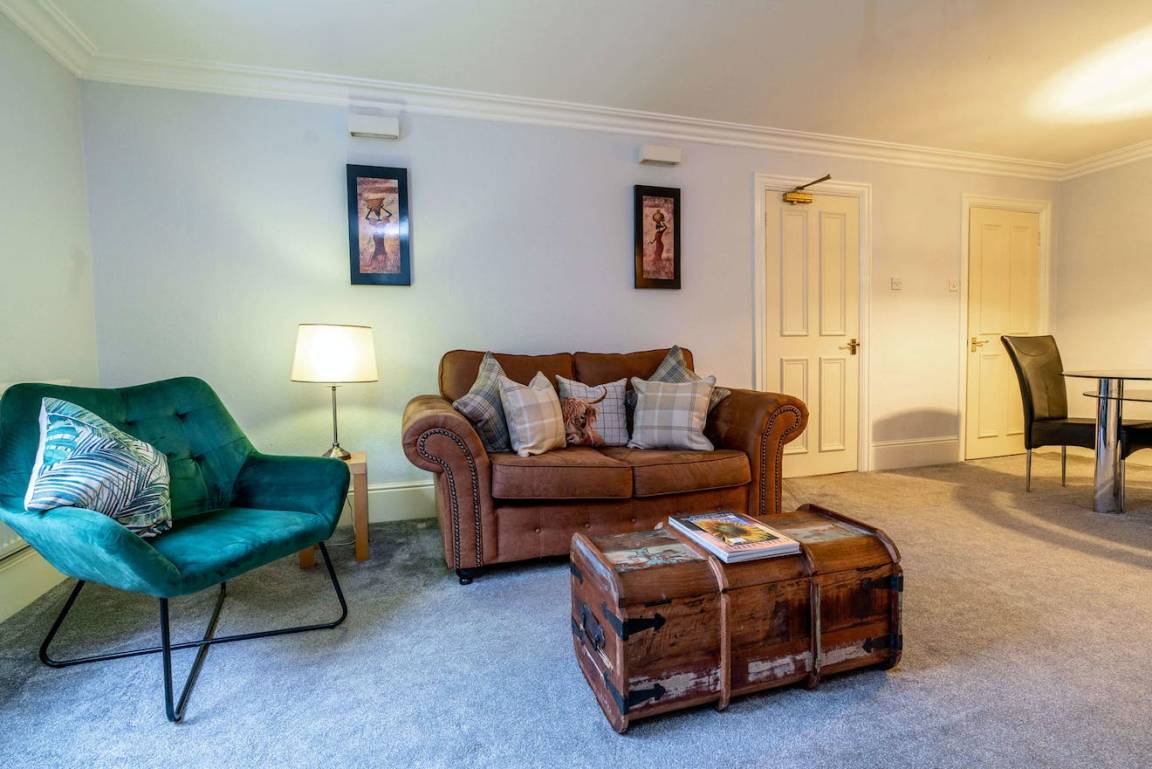 56 M² Apartment ∙ 2 Bedrooms ∙ 3 Guests - Knutsford