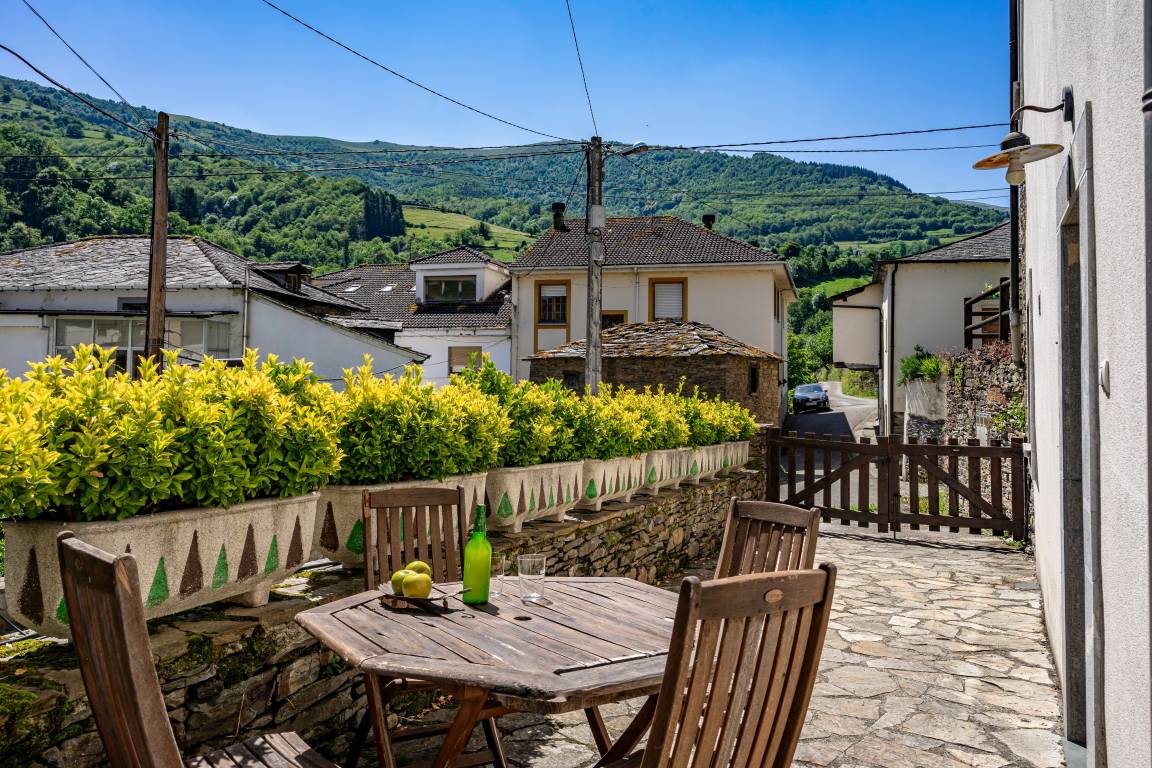 50 M² Apartamento ∙ 1 Quarto ∙ 4 Hóspedes - Cangas del Narcea