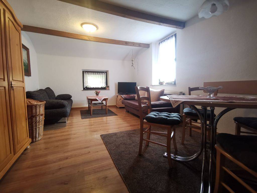 38 M² Ferienwohnung ∙ 1 Schlafzimmer ∙ 2 Gäste - Hoyerswerda